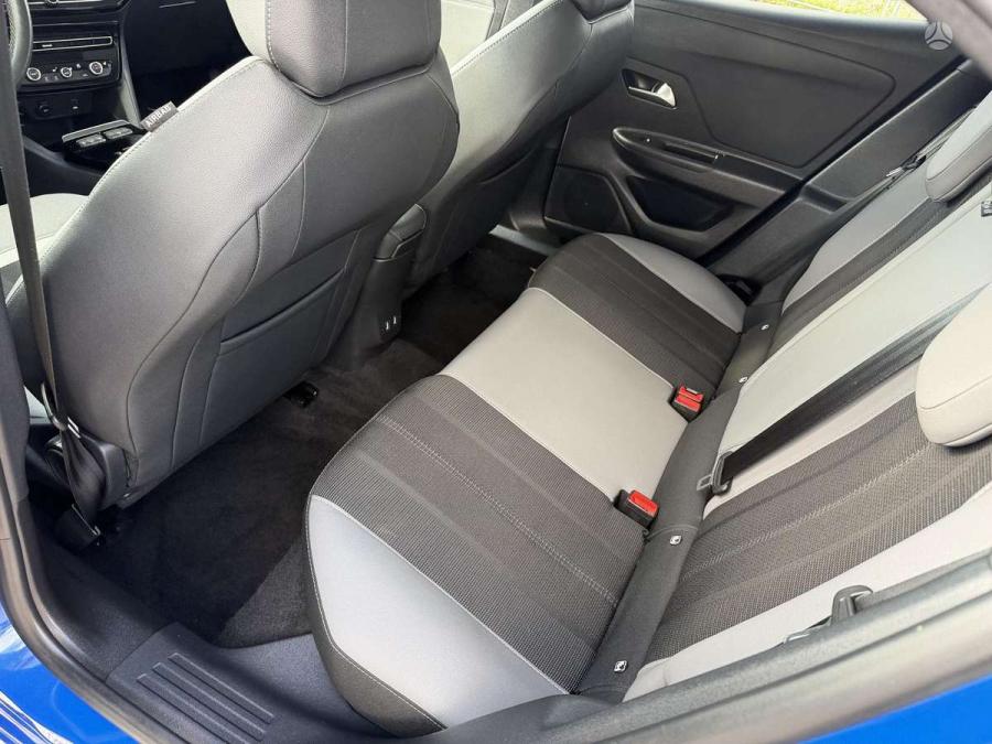 Zils Opel Mokka 2023 Marijampole, ar dzinēja tilpumu 1.20 L un nobraukumu 105 tūkst. km par 14762 €, foto 26 vietnē AUTOMOTO.COM.LV