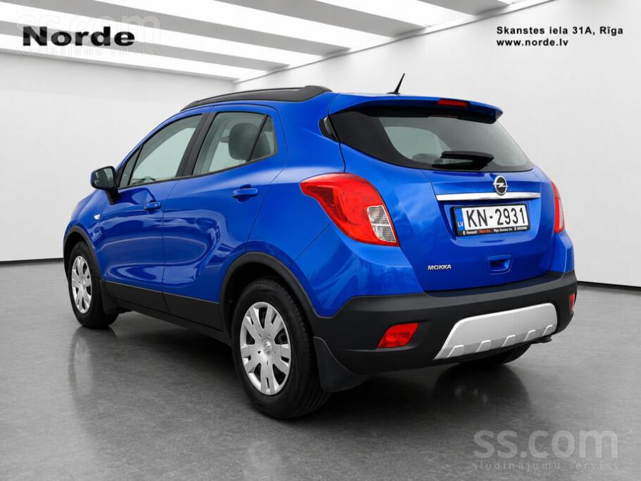 Синий Опель Mokka 2016 в Рига, объемом двигателя 1.60 л и пробегом 84 тыс. км за 6990 €, фото 4 на AUTOMOTO.COM.LV