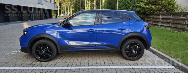 Zils Opel Mokka 2021 Rīga, ar dzinēja tilpumu 1.20 L un nobraukumu 26 tūkst. km par 16400 €, foto 3 vietnē AUTOMOTO.COM.LV