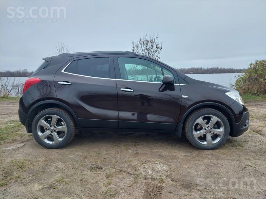 Brown Opel Mokka 2013 in Riga, with an engine capacity of 1.40 L and mileage of 144 thousand km for 9100 €, photo 4 on AUTOMOTO.COM.LV