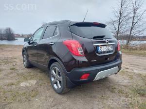 Brown Opel Mokka 2013 in Riga, with an engine capacity of 1.40 L and mileage of 144 thousand km for 9100 €, photo 7 on AUTOMOTO.COM.LV