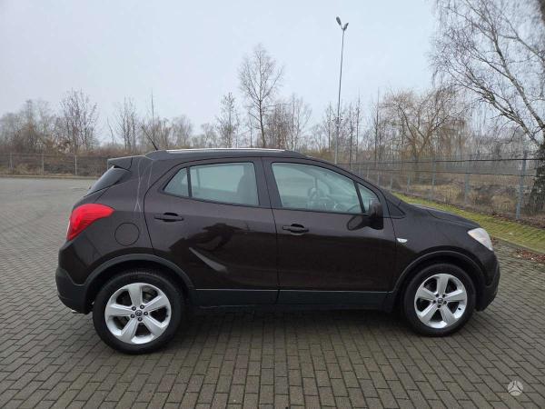 Brūns Opel Mokka 2013 Marijampole, ar dzinēja tilpumu 1.69 L un nobraukumu 260 tūkst. km par 6800 €, foto 7 vietnē AUTOMOTO.COM.LV