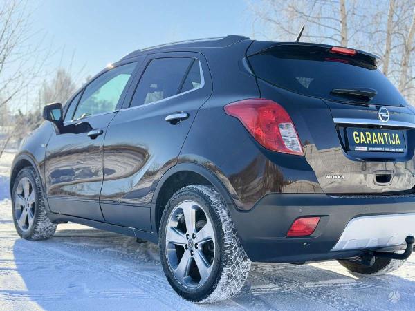 Brūns Opel Mokka 2013 Šauļi, ar dzinēja tilpumu 1.69 L un nobraukumu 227 tūkst. km par 7850 €, foto 5 vietnē AUTOMOTO.COM.LV