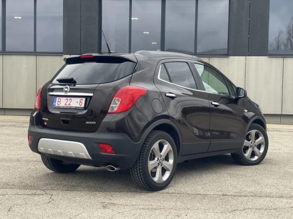Brown Opel Mokka 2013 in Riga, with an engine capacity of 1.70 L and mileage of 315 thousand km for 9490 €, photo 4 on AUTOMOTO.COM.LV