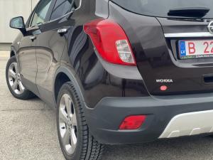Brown Opel Mokka 2013 in Riga, with an engine capacity of 1.70 L and mileage of 315 thousand km for 9490 €, photo 12 on AUTOMOTO.COM.LV