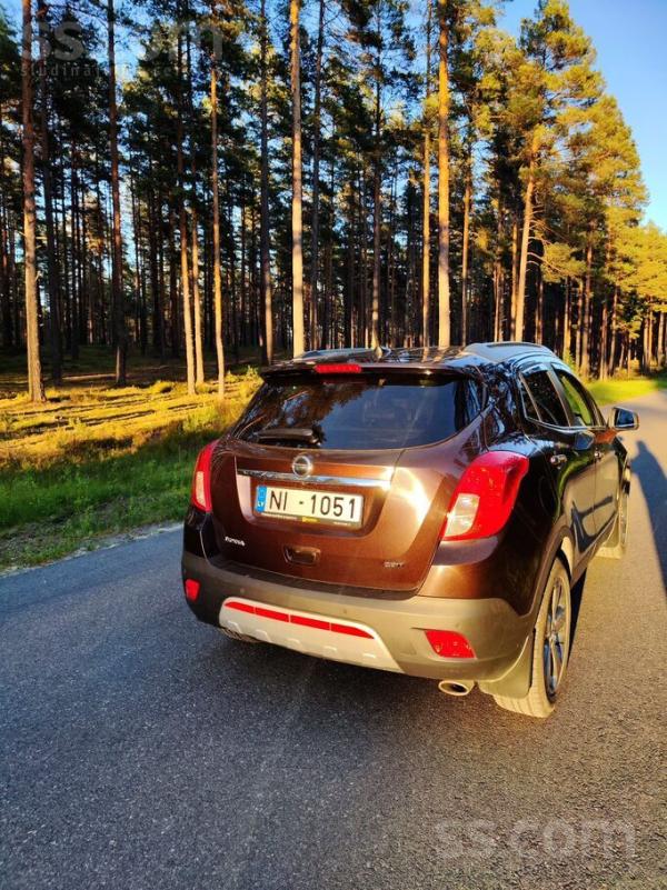 Brown Opel Mokka 2013 in Riga, with an engine capacity of 1.70 L and mileage of 240 thousand km for 8100 €, photo 8 on AUTOMOTO.COM.LV