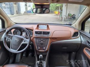 Brown Opel Mokka 2013 in Riga, with an engine capacity of 1.70 L and mileage of 222 thousand km for 8300 €, photo 7 on AUTOMOTO.COM.LV