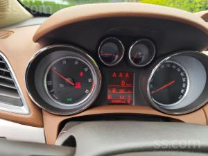Brown Opel Mokka 2013 in Ogre, with an engine capacity of 1.70 L and mileage of 205 thousand km for 7295 €, photo 7 on AUTOMOTO.COM.LV