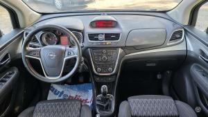 Brūns Opel Mokka 2013 Šauļi, ar dzinēja tilpumu 1.69 L un nobraukumu 275 tūkst. km par 5750 €, foto 20 vietnē AUTOMOTO.COM.LV
