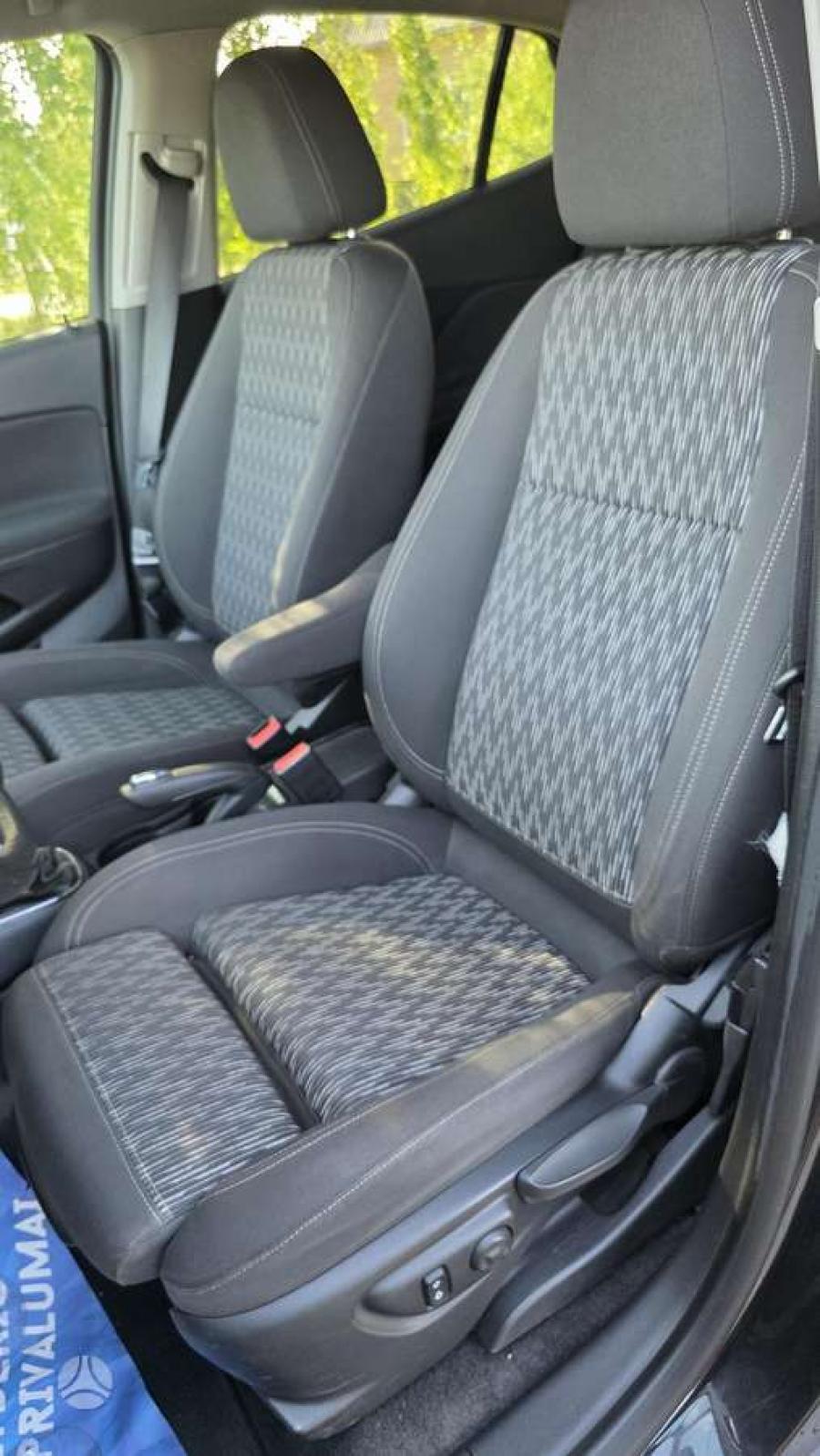 Brūns Opel Mokka 2013 Šauļi, ar dzinēja tilpumu 1.69 L un nobraukumu 275 tūkst. km par 5750 €, foto 29 vietnē AUTOMOTO.COM.LV