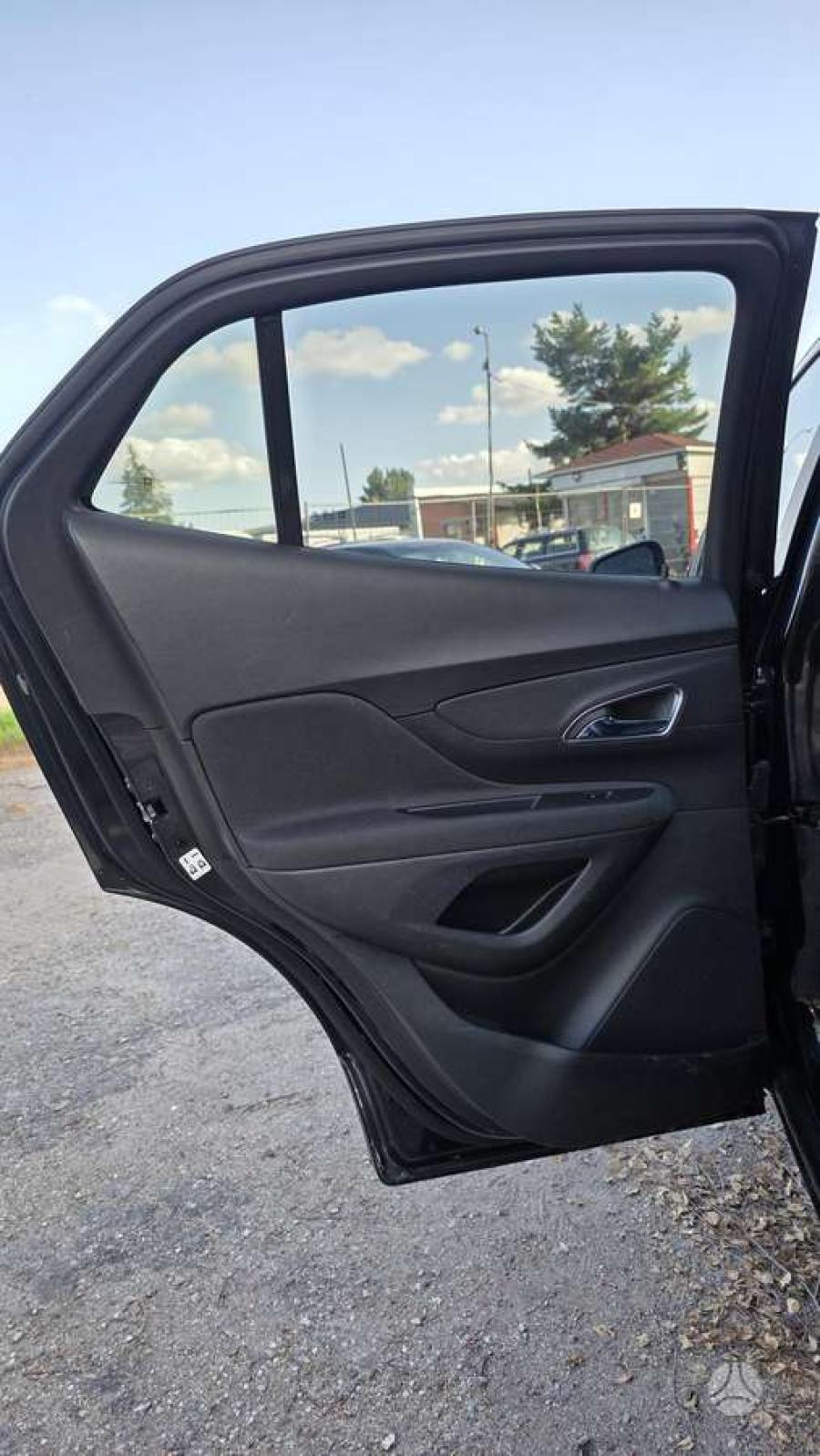 Brūns Opel Mokka 2013 Šauļi, ar dzinēja tilpumu 1.69 L un nobraukumu 275 tūkst. km par 5750 €, foto 35 vietnē AUTOMOTO.COM.LV