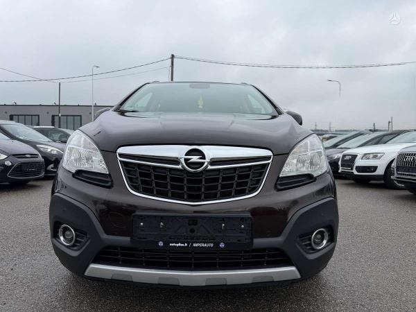 Brown Opel Mokka 2013 in Kaunas, with an engine capacity of 1.69 L and mileage of 102 thousand km for 7100 €, photo 1 on AUTOMOTO.COM.LV