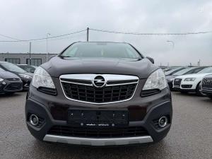 Brown Opel Mokka 2013 in Kaunas, with an engine capacity of 1.69 L and mileage of 102 thousand km for 7100 €, photo  on AUTOMOTO.COM.LV