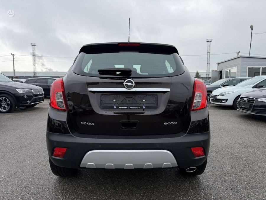 Brown Opel Mokka 2013 in Kaunas, with an engine capacity of 1.69 L and mileage of 102 thousand km for 7100 €, photo 6 on AUTOMOTO.COM.LV