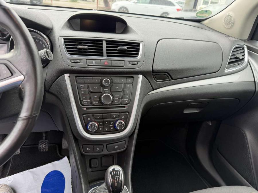 Brown Opel Mokka 2013 in Kaunas, with an engine capacity of 1.69 L and mileage of 102 thousand km for 7100 €, photo 20 on AUTOMOTO.COM.LV