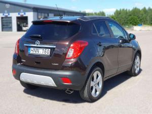 Brown Opel Mokka 2014 in Panevezys, with an engine capacity of 1.36 L and mileage of 143 thousand km for 6800 €, photo 8 on AUTOMOTO.COM.LV