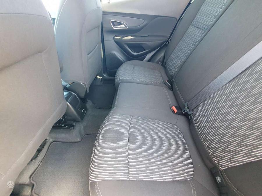 Brown Opel Mokka 2014 in Panevezys, with an engine capacity of 1.36 L and mileage of 143 thousand km for 6800 €, photo 16 on AUTOMOTO.COM.LV