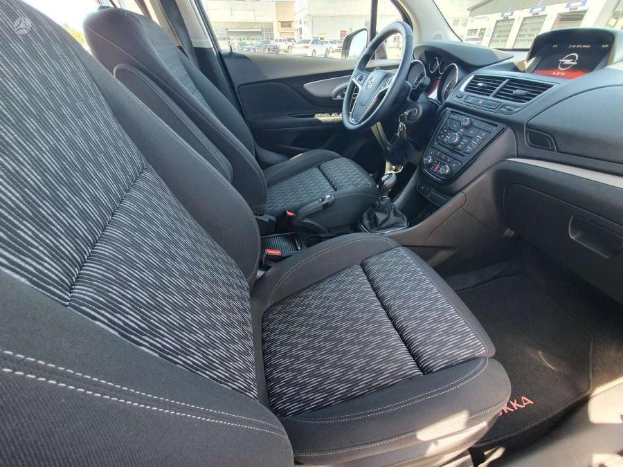 Brown Opel Mokka 2014 in Panevezys, with an engine capacity of 1.36 L and mileage of 143 thousand km for 6800 €, photo 19 on AUTOMOTO.COM.LV