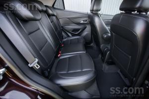 Brown Opel Mokka 2014 in Tukums, with an engine capacity of 1.70 L and mileage of 0 thousand km for 5990 €, photo 19 on AUTOMOTO.COM.LV