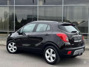 Brown Opel Mokka 2014 in Panevezys, with an engine capacity of 1.69 L and mileage of 286 thousand km for 4999 €, photo 6 on AUTOMOTO.COM.LV