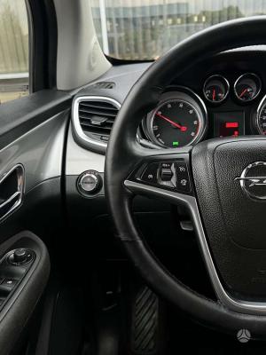Brown Opel Mokka 2014 in Panevezys, with an engine capacity of 1.69 L and mileage of 286 thousand km for 4999 €, photo 23 on AUTOMOTO.COM.LV