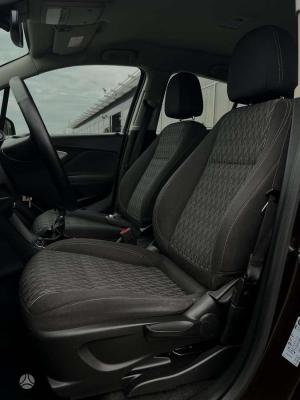 Brown Opel Mokka 2014 in Panevezys, with an engine capacity of 1.69 L and mileage of 286 thousand km for 4999 €, photo 26 on AUTOMOTO.COM.LV
