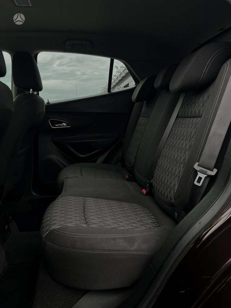 Brown Opel Mokka 2014 in Panevezys, with an engine capacity of 1.69 L and mileage of 286 thousand km for 4999 €, photo 27 on AUTOMOTO.COM.LV