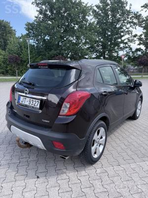 Brown Opel Mokka 2014 in Dobele, with an engine capacity of 1.60 L and mileage of 181 thousand km for 7500 €, photo 7 on AUTOMOTO.COM.LV