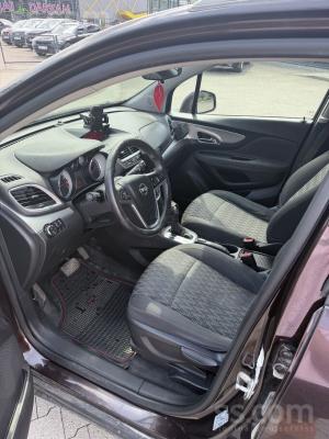 Brown Opel Mokka 2014 in Dobele, with an engine capacity of 1.60 L and mileage of 181 thousand km for 7500 €, photo 11 on AUTOMOTO.COM.LV