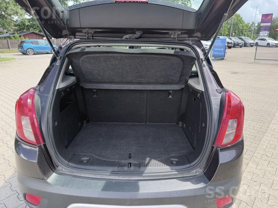Brown Opel Mokka 2014 in Dobele, with an engine capacity of 1.60 L and mileage of 181 thousand km for 7500 €, photo 14 on AUTOMOTO.COM.LV