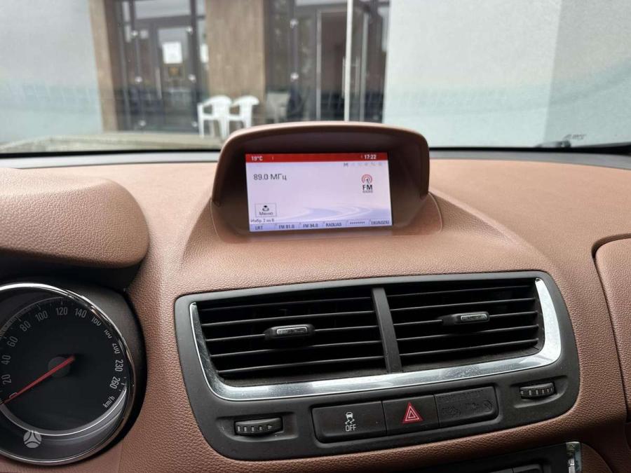 Brūns Opel Mokka 2014 Šalčininkai, ar dzinēja tilpumu 1.69 L un nobraukumu 310 tūkst. km par 6500 €, foto 15 vietnē AUTOMOTO.COM.LV