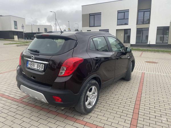 Brūns Opel Mokka 2014 Viļņa, ar dzinēja tilpumu 1.60 L un nobraukumu 112 tūkst. km par 6500 €, foto 5 vietnē AUTOMOTO.COM.LV
