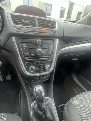Brūns Opel Mokka 2014 Viļņa, ar dzinēja tilpumu 1.60 L un nobraukumu 112 tūkst. km par 6500 €, foto 9 vietnē AUTOMOTO.COM.LV