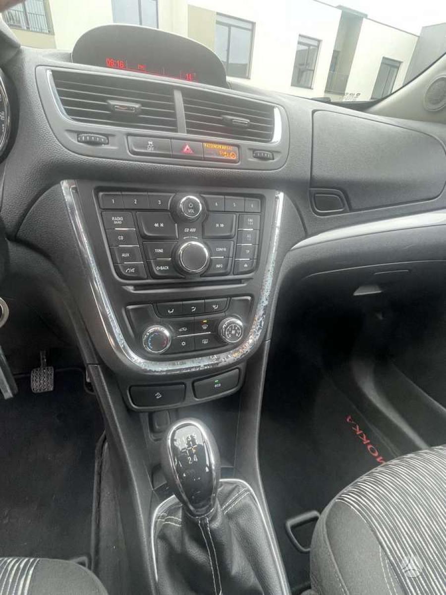 Brūns Opel Mokka 2014 Viļņa, ar dzinēja tilpumu 1.60 L un nobraukumu 112 tūkst. km par 6500 €, foto 9 vietnē AUTOMOTO.COM.LV