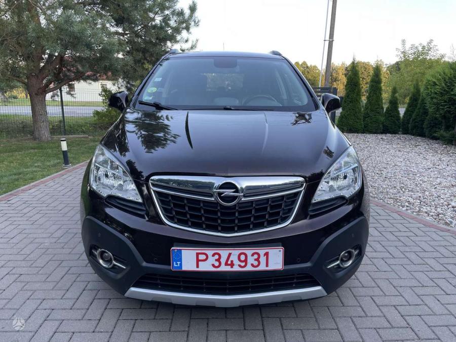 Brown Opel Mokka 2014 in Druskininkai, with an engine capacity of 1.69 L and mileage of 198 thousand km for 7290 €, photo 3 on AUTOMOTO.COM.LV