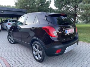 Brown Opel Mokka 2014 in Druskininkai, with an engine capacity of 1.69 L and mileage of 198 thousand km for 7290 €, photo 5 on AUTOMOTO.COM.LV