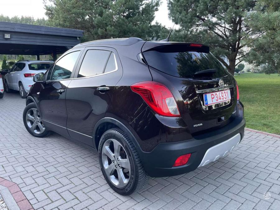 Brown Opel Mokka 2014 in Druskininkai, with an engine capacity of 1.69 L and mileage of 198 thousand km for 7290 €, photo 5 on AUTOMOTO.COM.LV