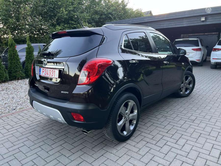 Brown Opel Mokka 2014 in Druskininkai, with an engine capacity of 1.69 L and mileage of 198 thousand km for 7290 €, photo 7 on AUTOMOTO.COM.LV