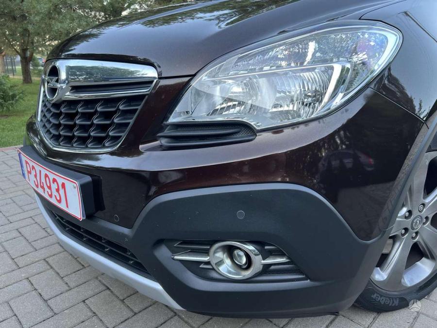Brown Opel Mokka 2014 in Druskininkai, with an engine capacity of 1.69 L and mileage of 198 thousand km for 7290 €, photo 10 on AUTOMOTO.COM.LV