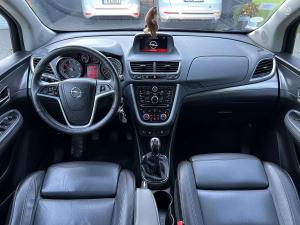 Brown Opel Mokka 2014 in Druskininkai, with an engine capacity of 1.69 L and mileage of 198 thousand km for 7290 €, photo 18 on AUTOMOTO.COM.LV