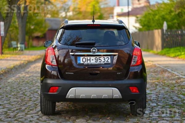 Brown Opel Mokka 2015 in Jelgava, with an engine capacity of 1.70 L and mileage of 196 thousand km for 8700 €, photo 11 on AUTOMOTO.COM.LV