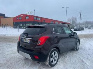 Brown Opel Mokka 2015 in Kaunas, with an engine capacity of 1.60 L and mileage of 217 thousand km for 7850 €, photo 3 on AUTOMOTO.COM.LV