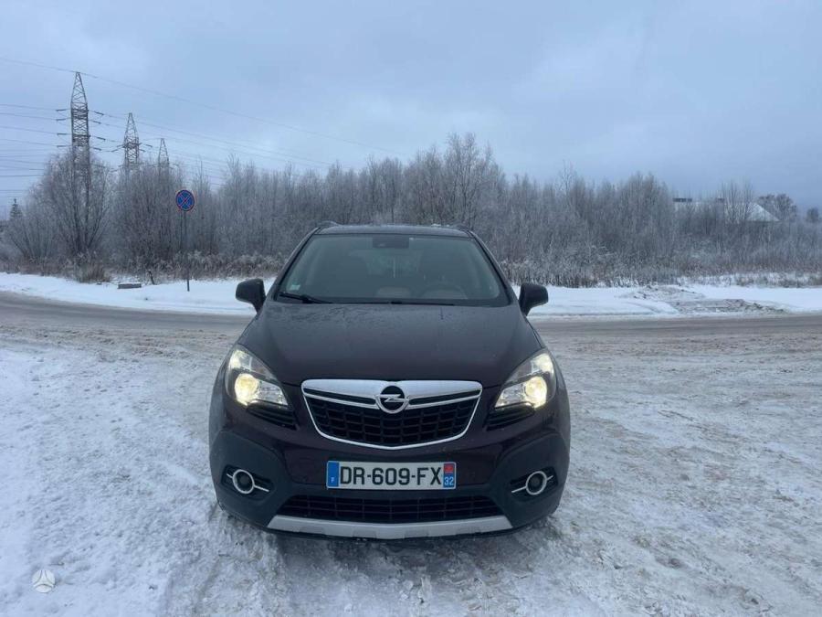 Brown Opel Mokka 2015 in Kaunas, with an engine capacity of 1.60 L and mileage of 217 thousand km for 7850 €, photo 7 on AUTOMOTO.COM.LV