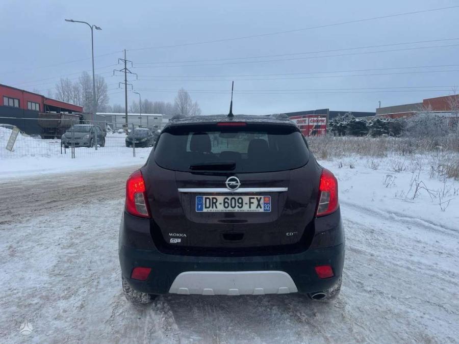Brown Opel Mokka 2015 in Kaunas, with an engine capacity of 1.60 L and mileage of 217 thousand km for 7850 €, photo 8 on AUTOMOTO.COM.LV