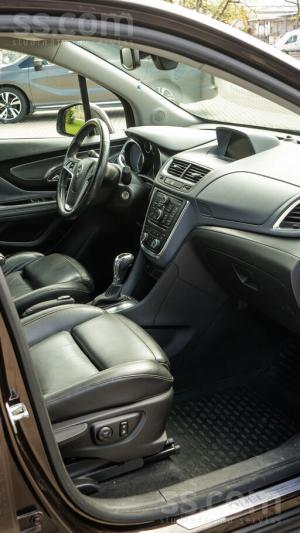 Brown Opel Mokka 2015 in Riga, with an engine capacity of 1.70 L and mileage of 194 thousand km for 8300 €, photo 12 on AUTOMOTO.COM.LV