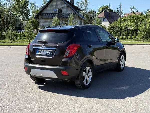 Brown Opel Mokka 2015 in Jonava, with an engine capacity of 1.60 L and mileage of 171 thousand km for 7950 €, photo 4 on AUTOMOTO.COM.LV
