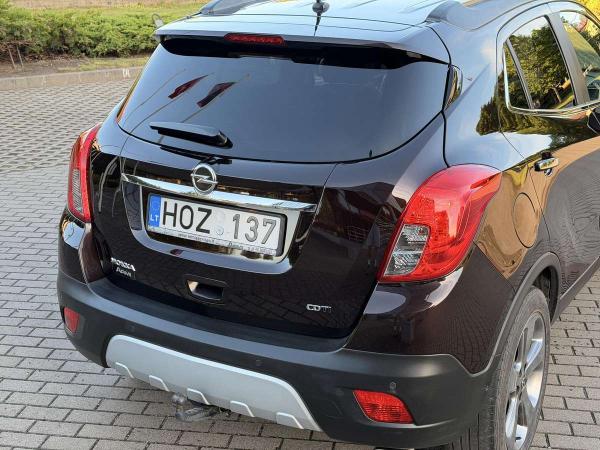 Brown Opel Mokka 2015 in Silale, with an engine capacity of 1.69 L and mileage of 295 thousand km for 7200 €, photo 5 on AUTOMOTO.COM.LV