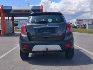 Brown Opel Mokka 2015 in Marijampole, with an engine capacity of 1.60 L and mileage of 92 thousand km for 8900 €, photo 9 on AUTOMOTO.COM.LV