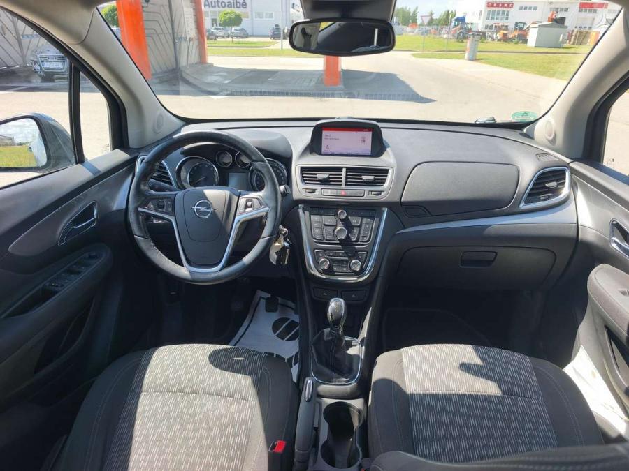 Brown Opel Mokka 2015 in Marijampole, with an engine capacity of 1.60 L and mileage of 92 thousand km for 8900 €, photo 10 on AUTOMOTO.COM.LV