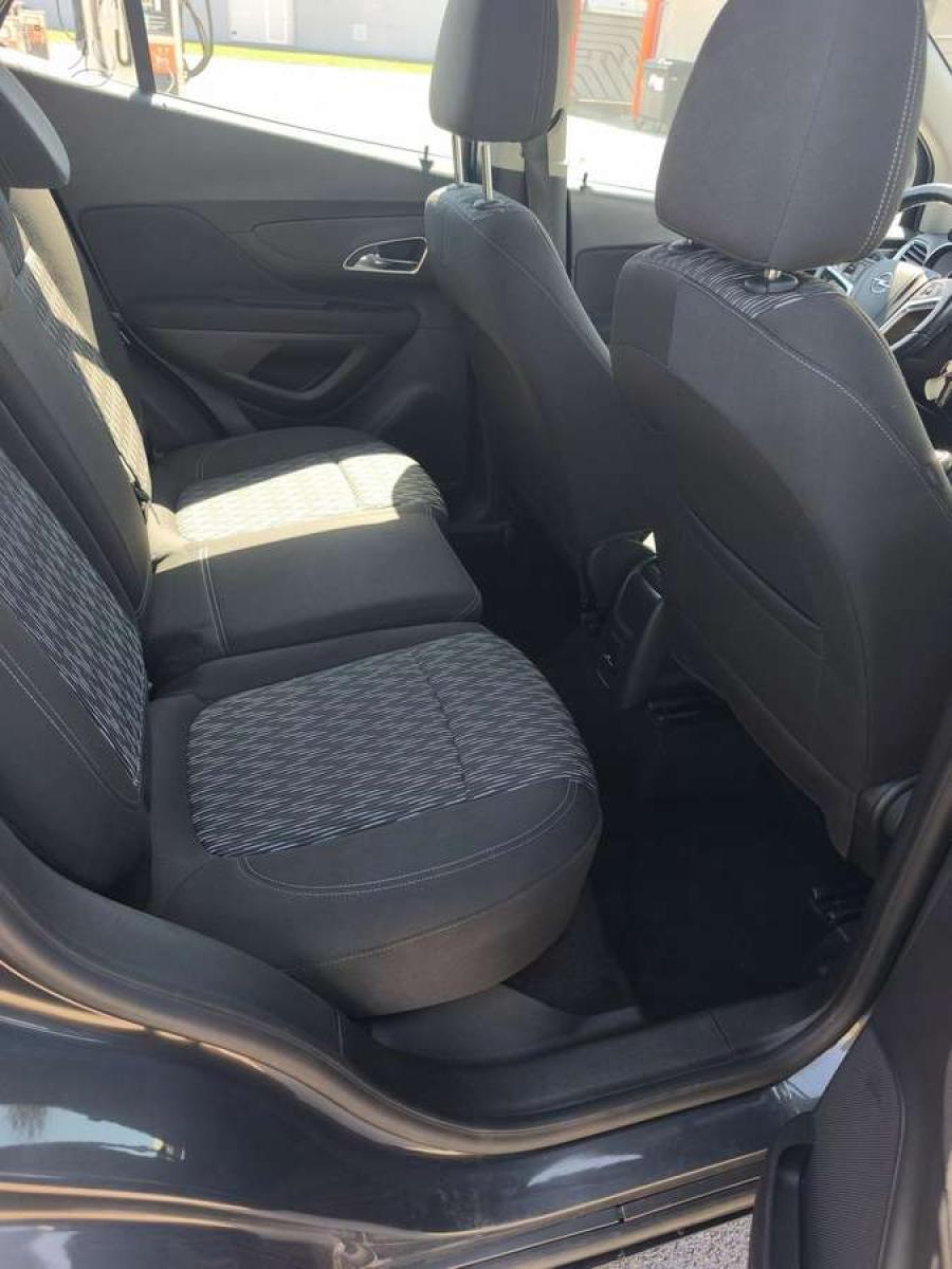Brown Opel Mokka 2015 in Marijampole, with an engine capacity of 1.60 L and mileage of 92 thousand km for 8900 €, photo 12 on AUTOMOTO.COM.LV